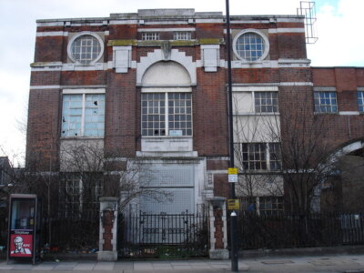 Photo 6x4 Disused building on East Ham High Street East Ham/TQ4283 ...