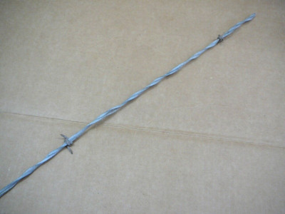 GLIDDEN'S TWO POINT BARB AROUND TWO TRIANGLE LINES - ANTIQUE BARBED ...