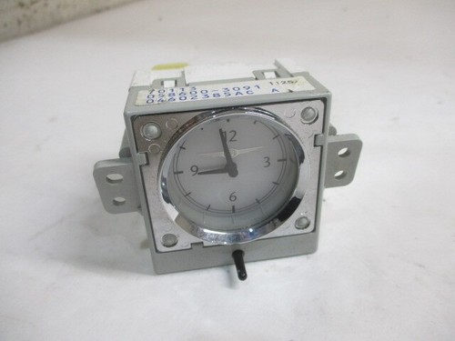 2005-2010 Chrysler 300 Dash Mount Analog Clock OEM LKQ | eBay