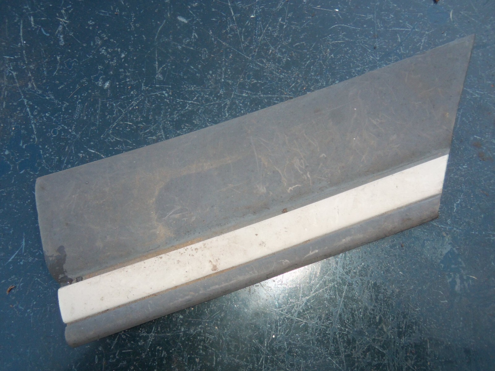 FORD RIGHT FRONT GUARD MOULD FOR EA FALCON FAIRMONT SEDAN OR WAGON | eBay