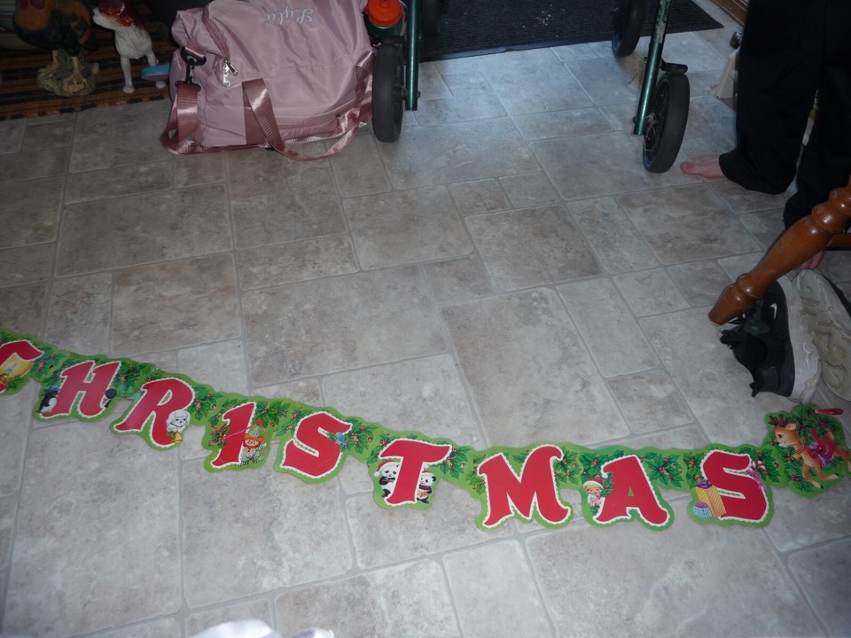 VINTAGE MERRY CHRISTMAS CARDBOARD HANGING SIGN | eBay