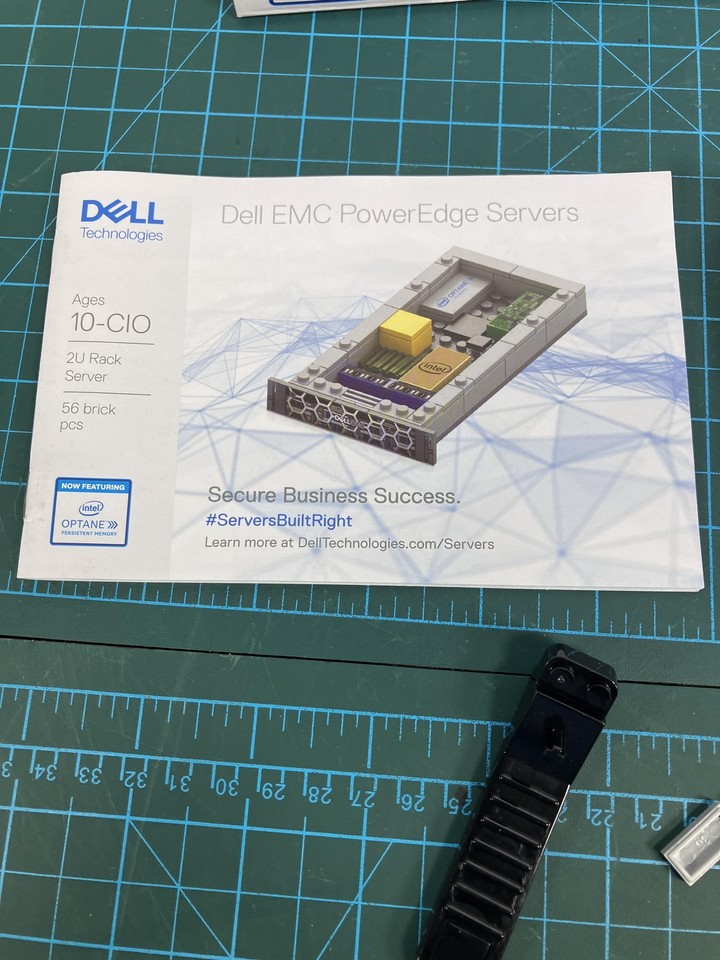 Dell EMC PowerEdge Servers 2U Rack Server LEGO Set 56 Piece Toy Kit ...