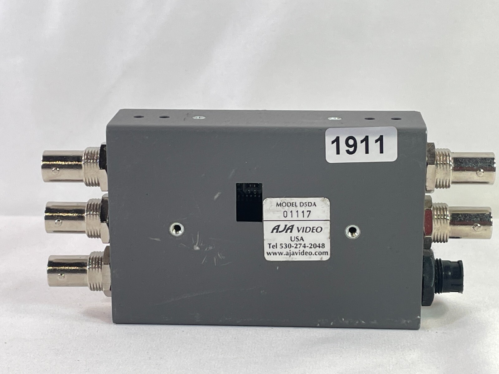 AJA D5DA 1x4 SDI Distribution Amplifier Re-Clocking Multi-Format – No ...