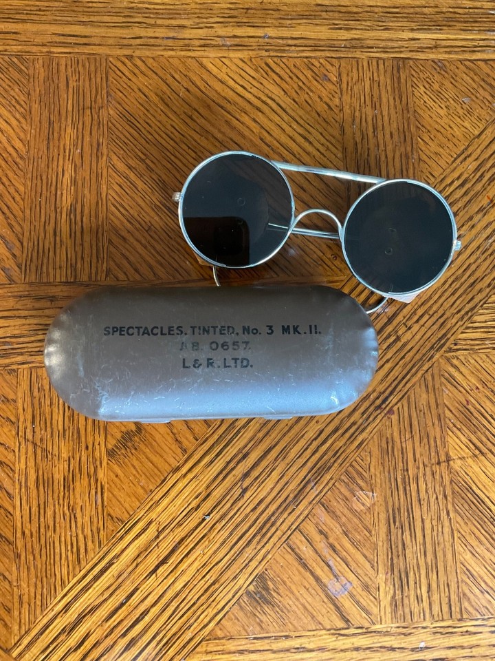 Wheway Optical Co. WW2 British Raf spectacles, LRDG. L & R. LTD. With ...