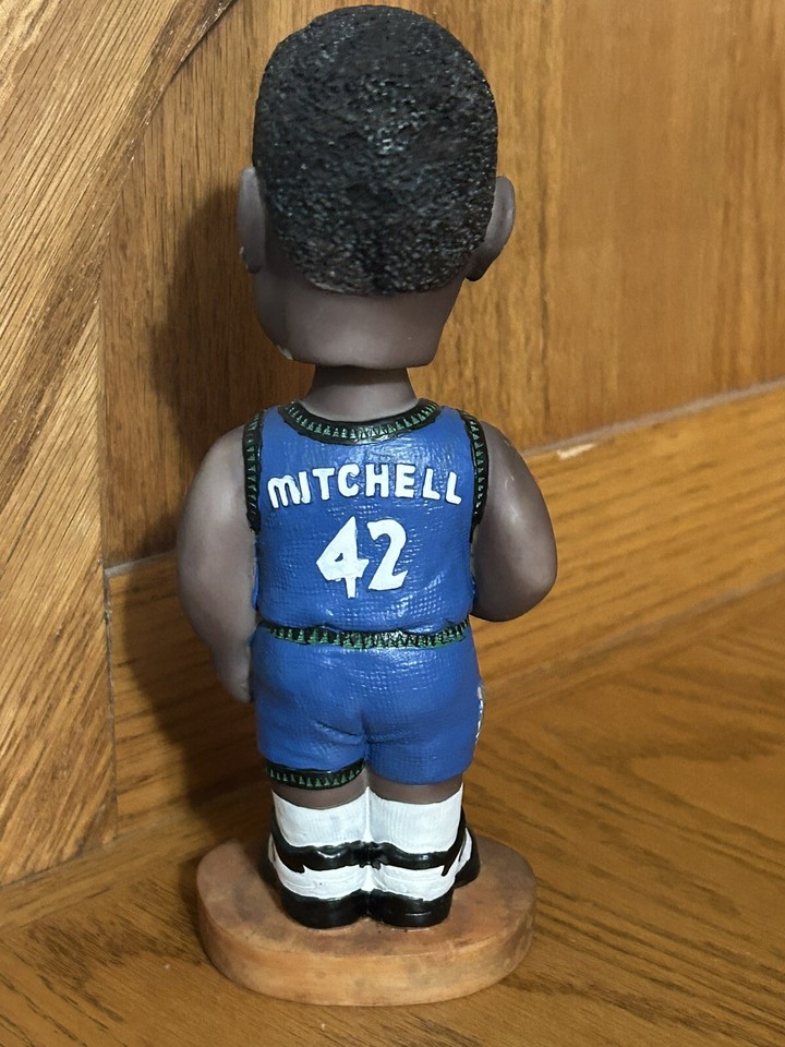 Sam Mitchell Bobblehead Minnesota Timberwolves Basketball Vintage | eBay
