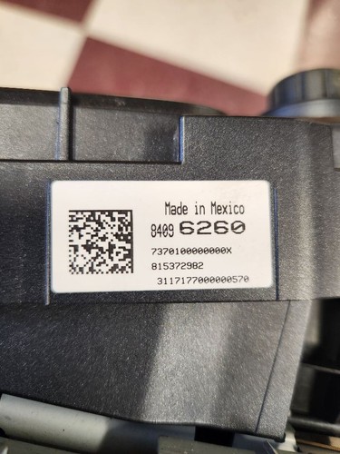 2017-2020 Chevy SUBURBAN Radio Control Panel with Screen ID 84096260 | eBay