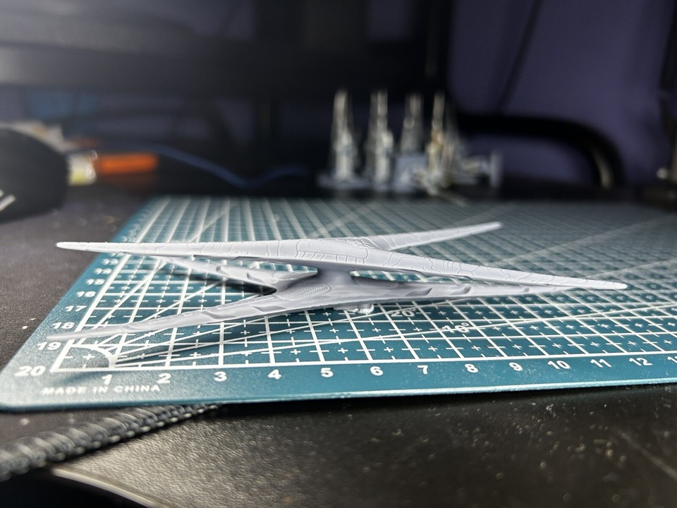 Battlestar Galactica TRS Cylon Basestar Class Miniature | eBay