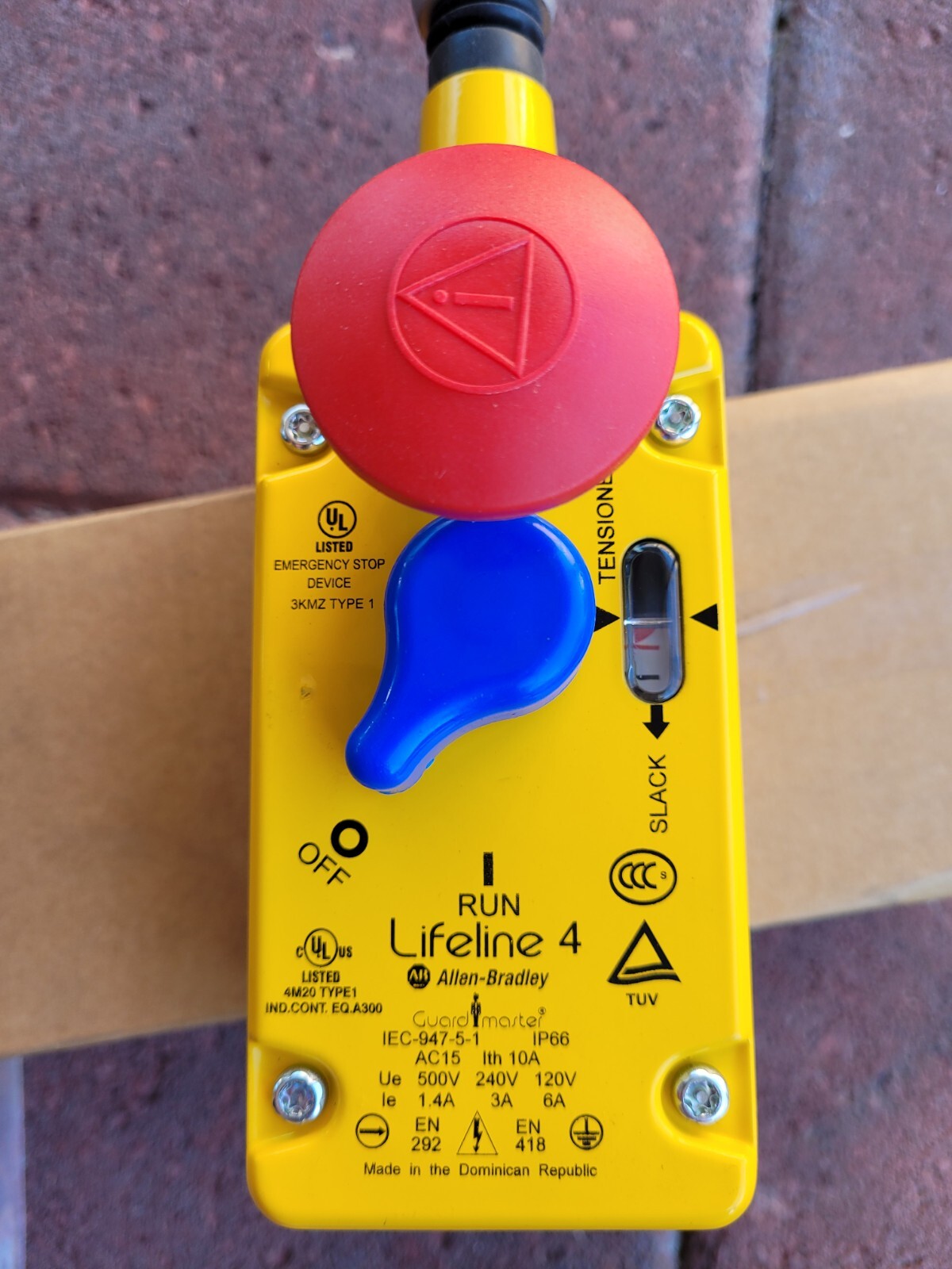 Allen-Bradley 440E-L13043 Guardmaster Cable Safety Pull Switch for sale ...