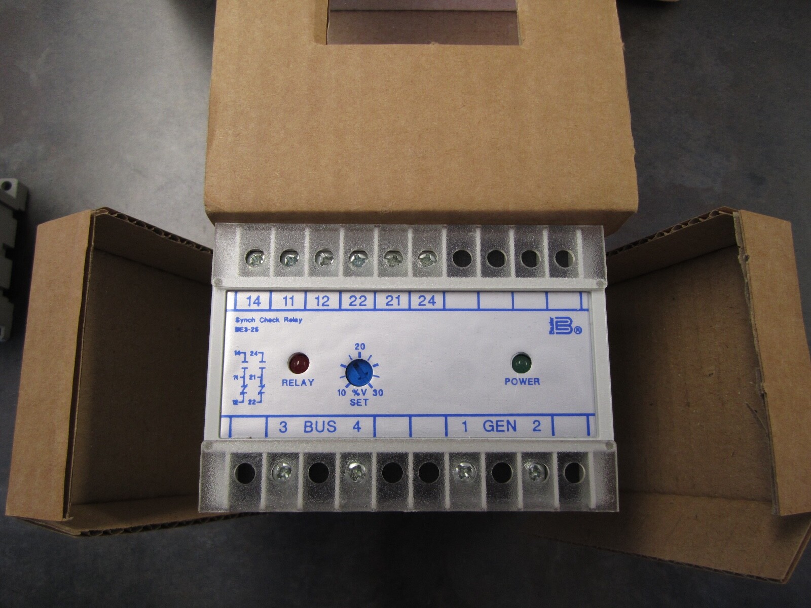 NEW BASLER ELECTRIC SYNCHRONIZING RELAY 9319100106 BE3-25-1D1N4 | eBay