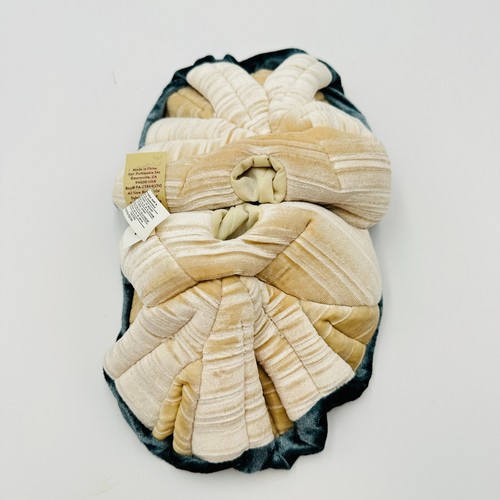 Folkmanis Giant Clam Hand Puppet Plush Gray Tan Moveable Shell & Eyes ...