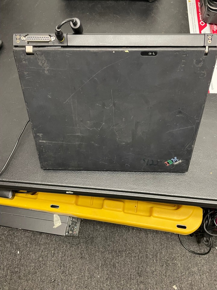 IBM ThinkPad T43 Laptop Pentium M 1.86GHz 1GBB 80GB HDD ATI GPU Win XP ...