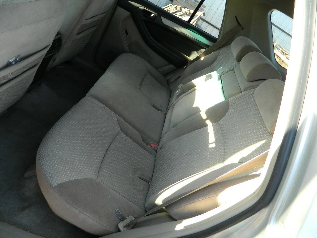 2004 4runner Seating