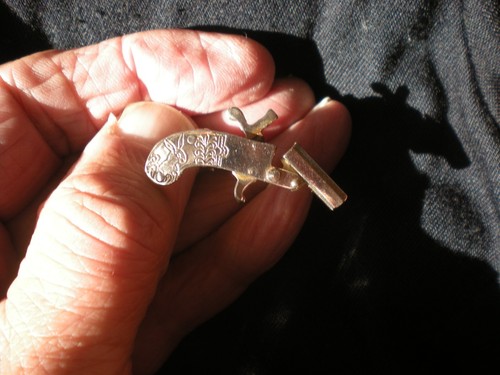 Vintage Miniature Toy Cap Gun 2MM Pinfire Pistol JAPAN BERLOQUE CUFF ...