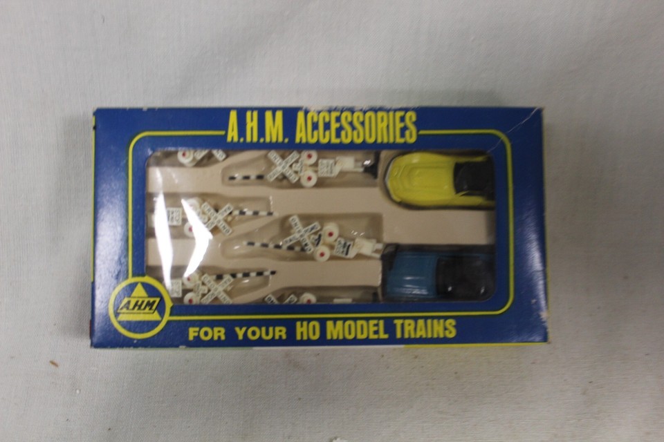 AHM Accessories For HO Trains in original package B-8 | eBay
