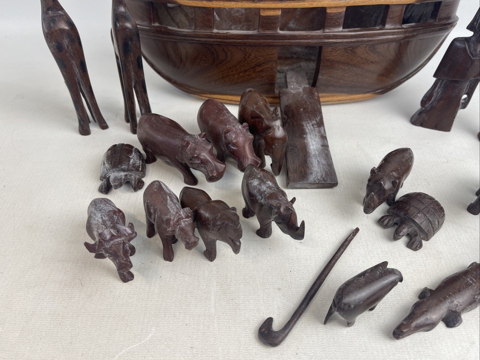 Vintage Noah’s Ark Hand Made With 20 Animals Noah Hand Carved Wood ...