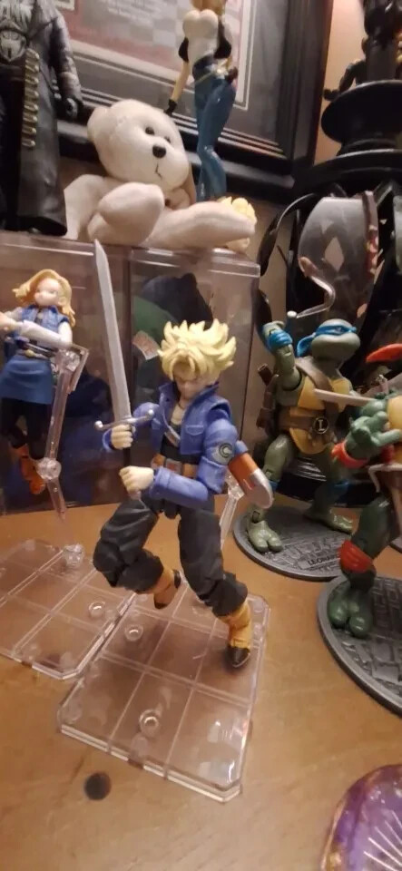 Dragon Ball Trunks Anime Figures SHF Trunks Boy From Future Model ...