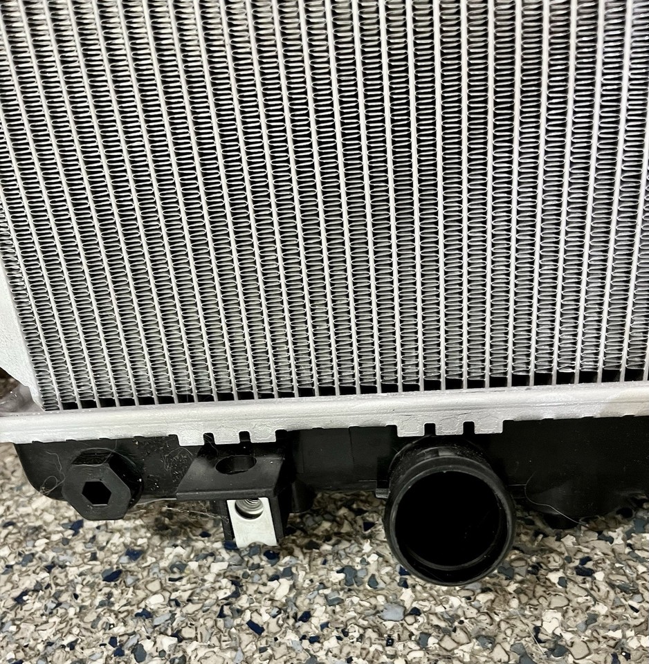 PA66-GF30 Engine Cooling Radiator Replacement Fits Various Vehicles | eBay