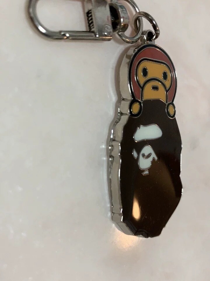BAPE A Bathing Ape APE HEAD Charm Key Chain 2021 Magazine keychain Cute ...