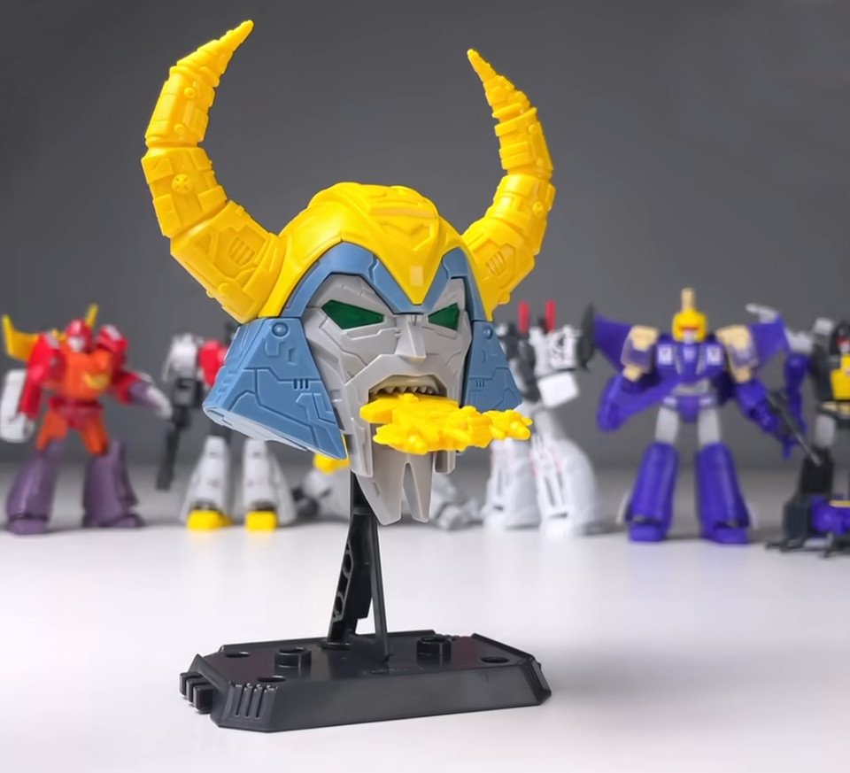 Blokees Transformers Galaxy Version 8th Unicron-Head Model Kit Assembly ...