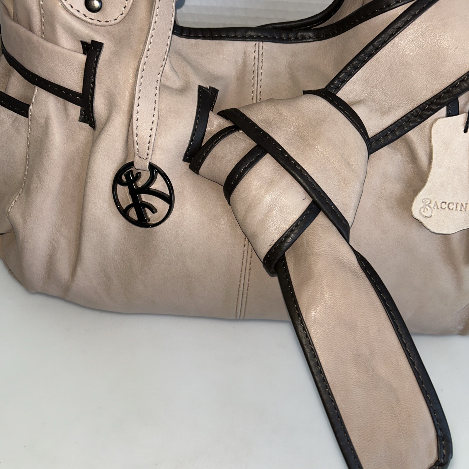 BACCINI MILANO X Large Leather Hand/Shoulder Bag Purse Color Camel ...