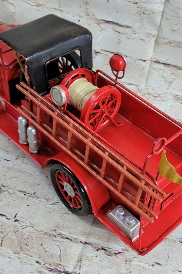 OLD STYLE METAL FIRE ENGINE MODEL FOR DECOR BY EUROPEAN BRONZE FINERY ...