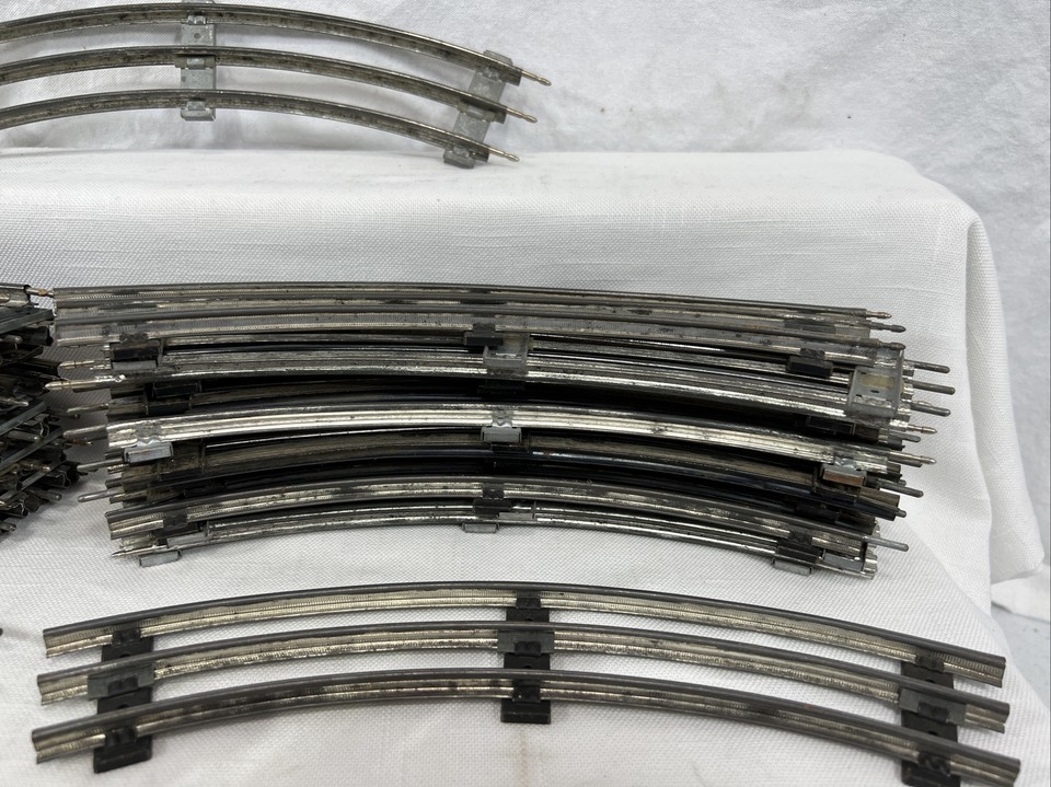 LIONEL 027 CURVE TRACK, 27 PIECES USED NEEDS CLEANING | eBay