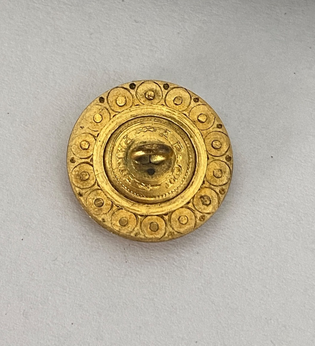 BOXED SET OF 6 FRENCH ANTIQUE GILT METAL PORTRAIT MINIATURE BUTTONS AP ...