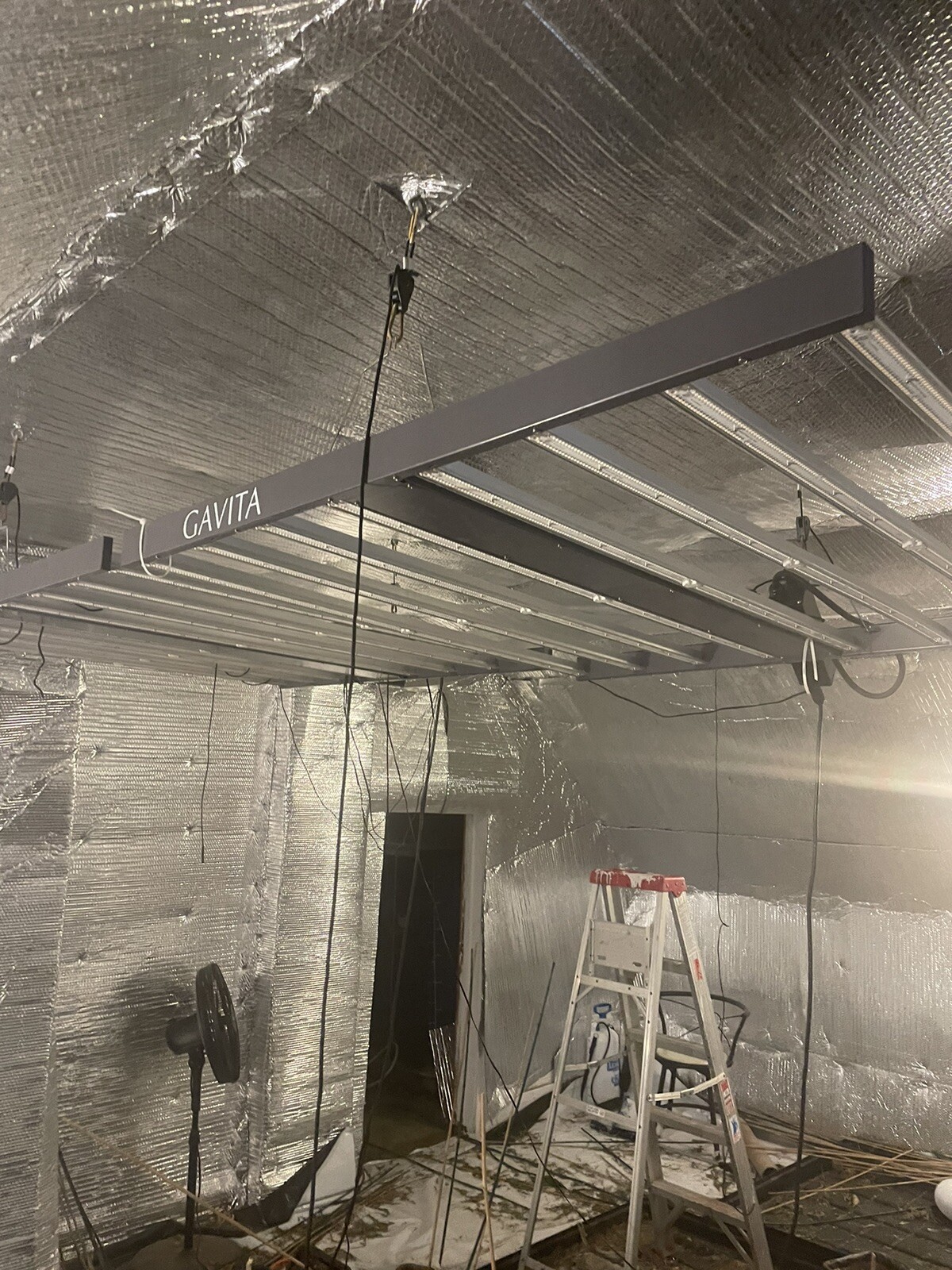 Gavita Pro LED Lights 1700e , 120V - 277V Grow Light. Used - Excellent ...