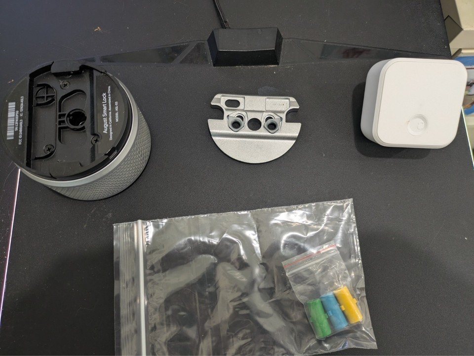 August Smart Lock Pro 3rd Gen (ASL-03)/Connect Wifi Bridge AC-R1/No ...