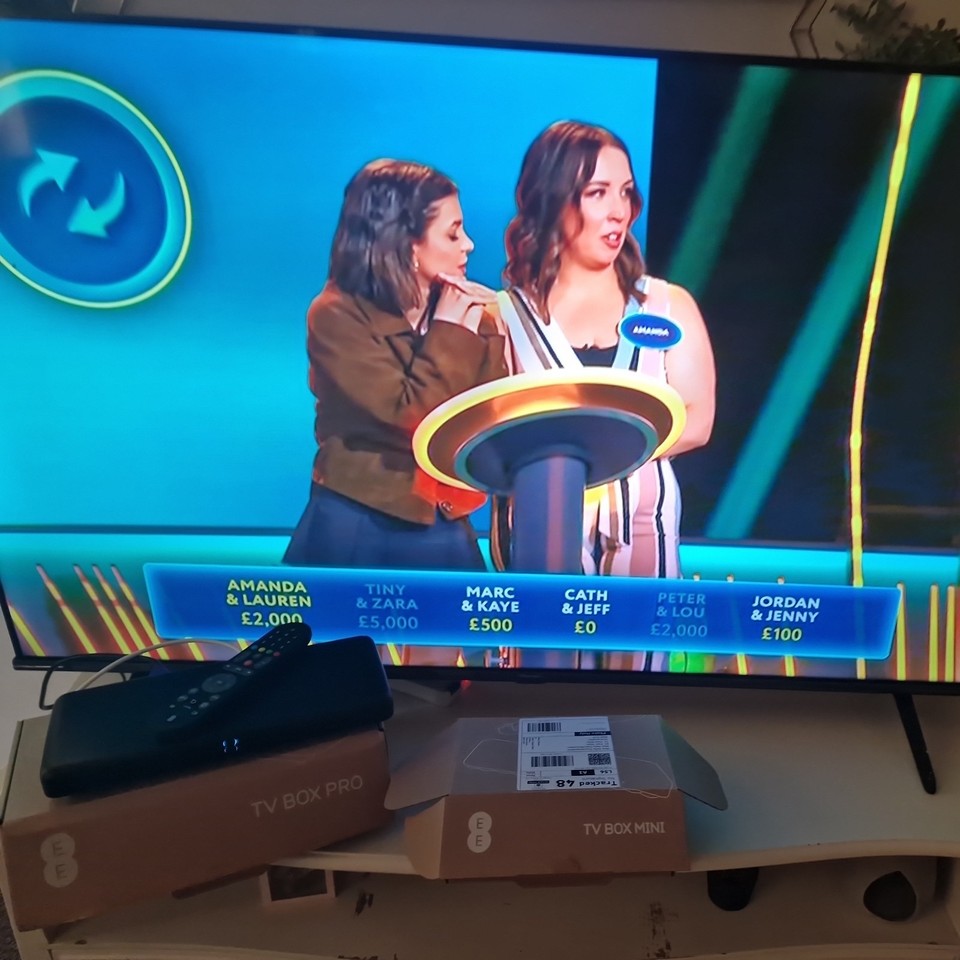 EE TV Box Pro 1TB | 4K Ultra HD Streaming & Recording. INCLUDING Mini ...