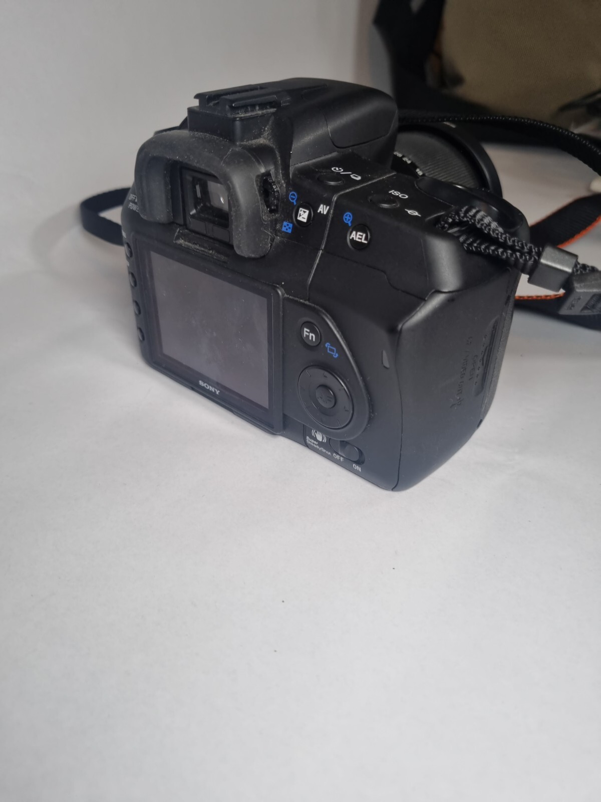 Sony Alpha A200 10.2MP Digital SLR Camera - Black (Kit with 18-70mm ...