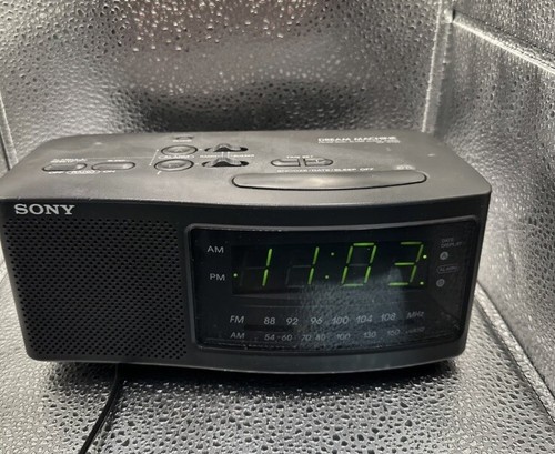 SONY DREAM MACHINE Clock Radio AM/FM Digital ICF-C740 Dual Alarm Backup ...