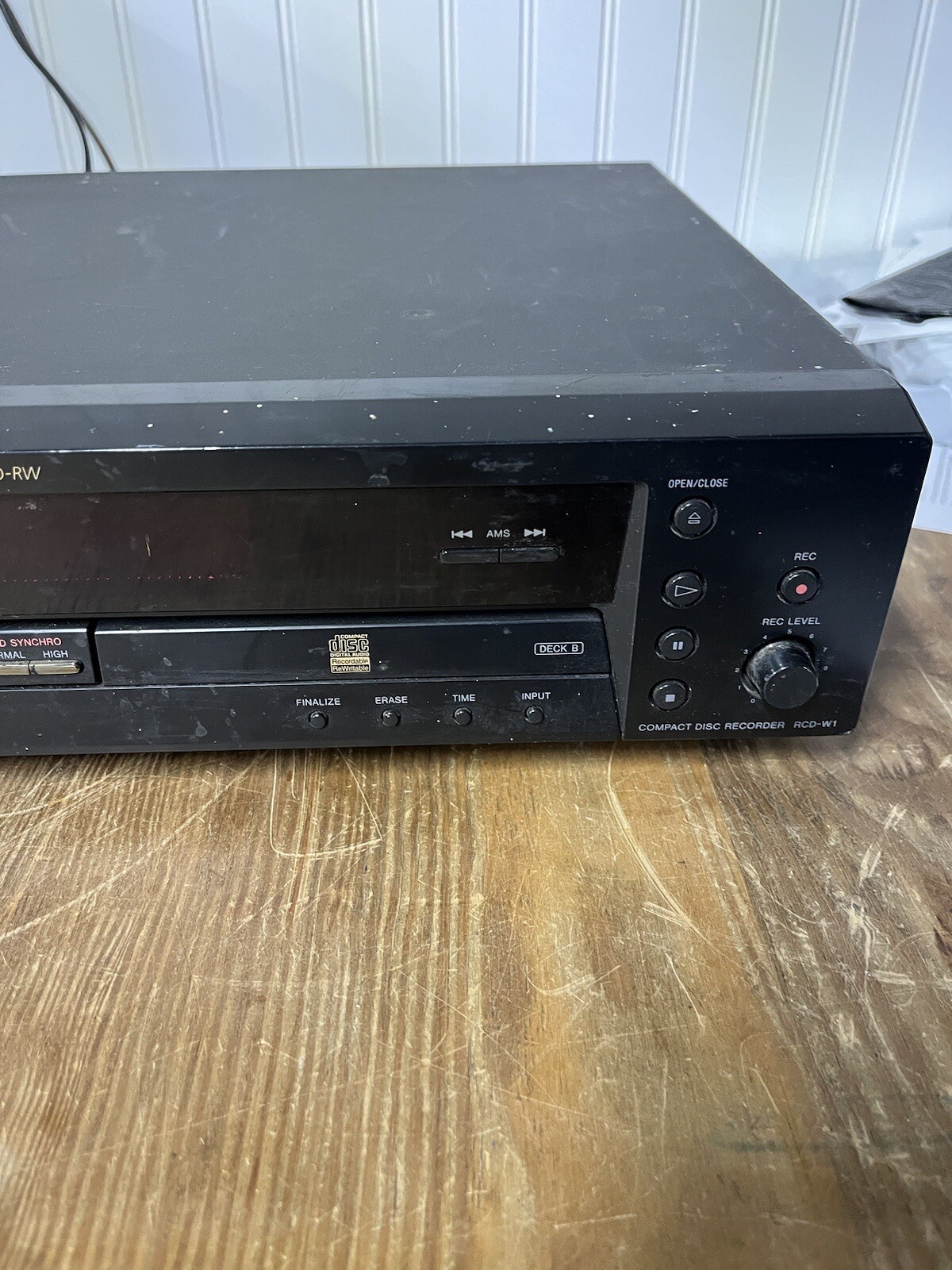 Sony RCD-W1 CD-R / CD-RW Digital Recorder CD Player *** For Parts Or ...