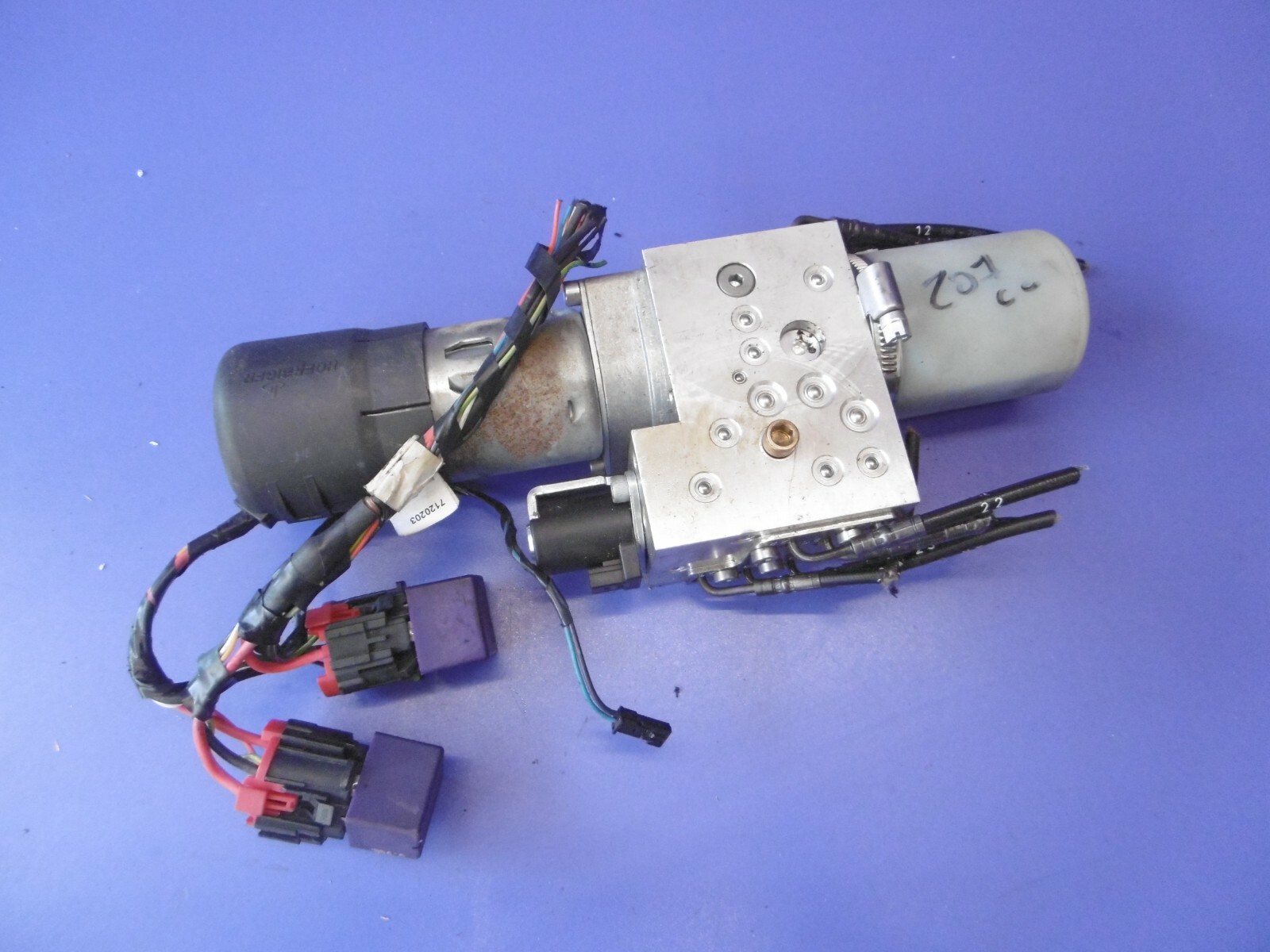 Peugeot 207 CC hydraulic pump convertible top convertible top pump ...