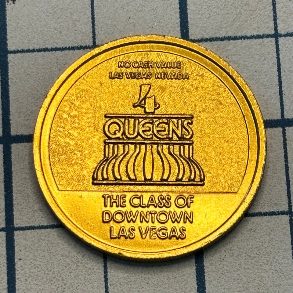 Chip Coin Token Reel Winners Club 4 Queens Casino Poker Chip Gold Tone ...