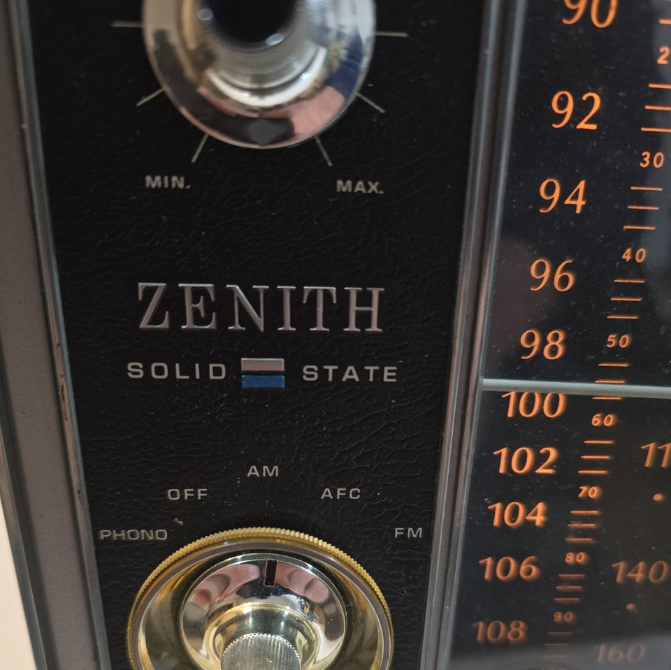 Zenith Solid State AM/FM Electronics Y910 | eBay