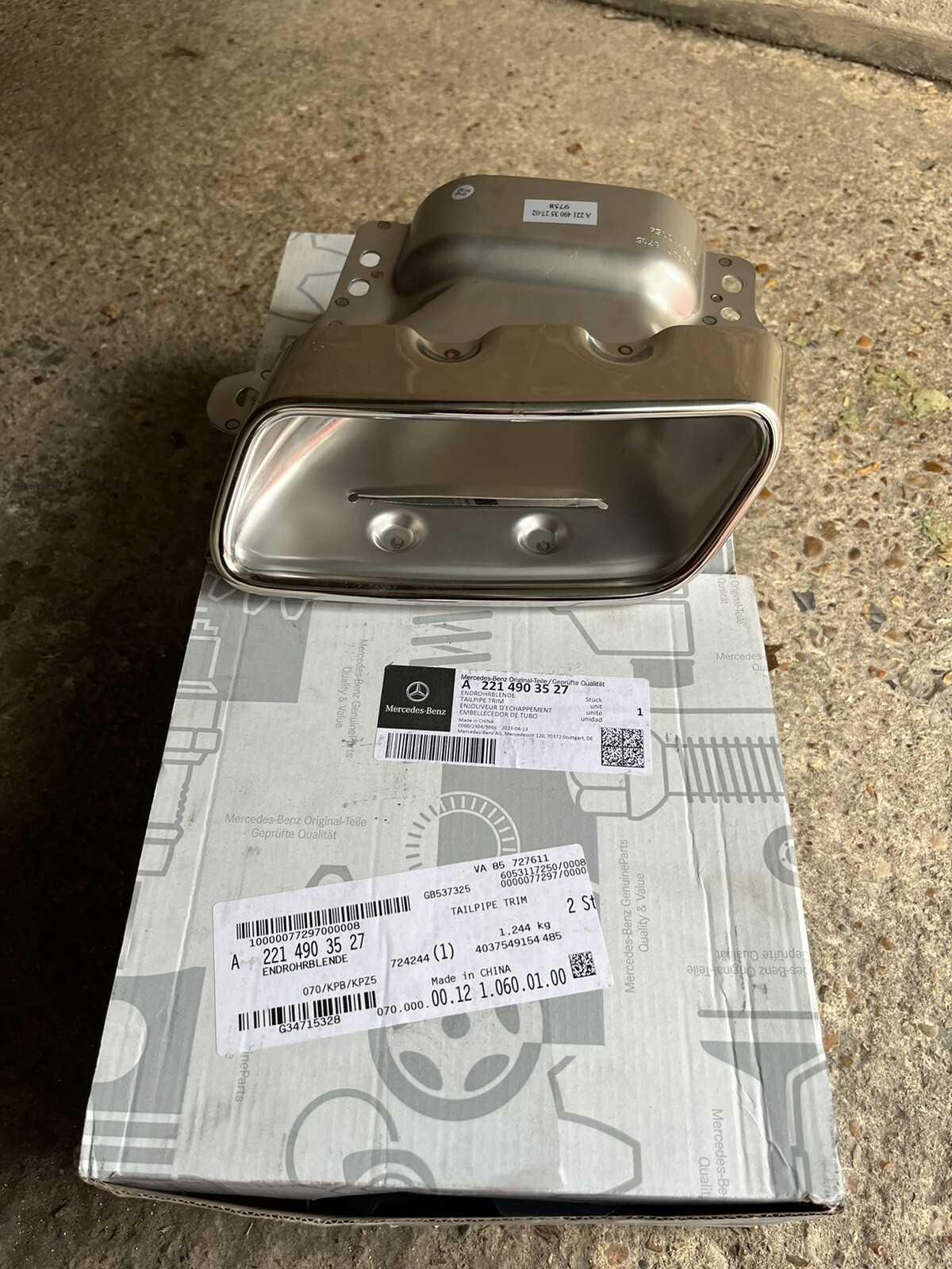 Genuine MERCEDES W221 06-13 Rear Exhaust Tip Tail Pipe Cover Left ...