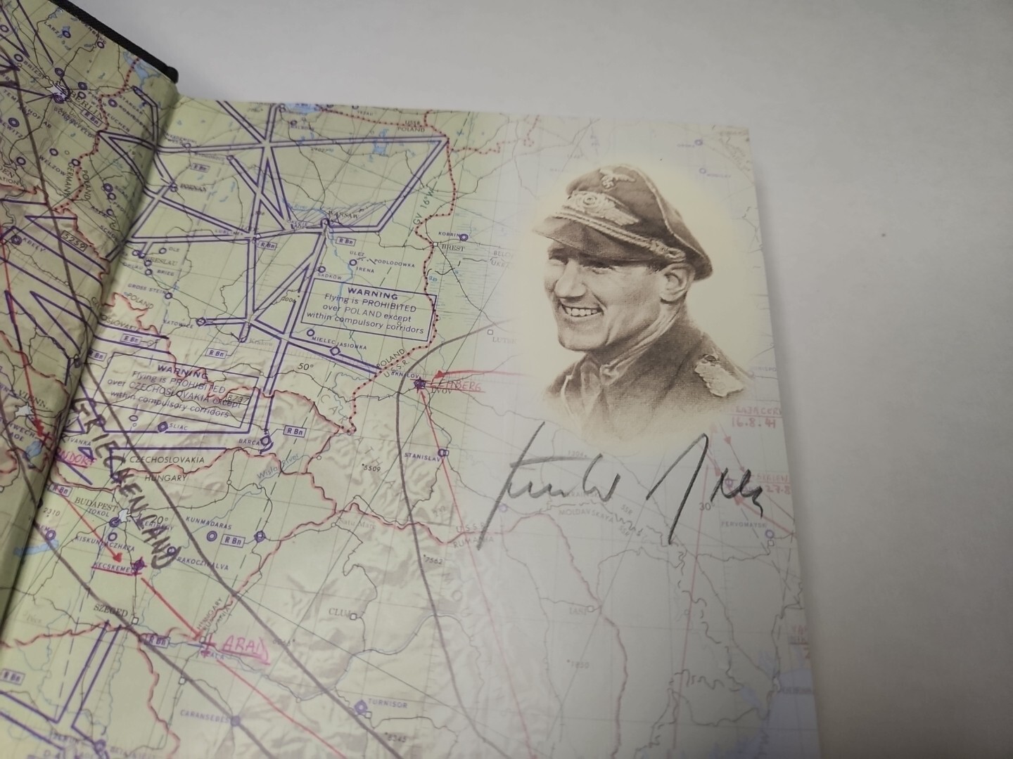 Gunther Rall A Memoir Luftwaffe Ace & NATO General HCDJ Signed 1st FREE ...