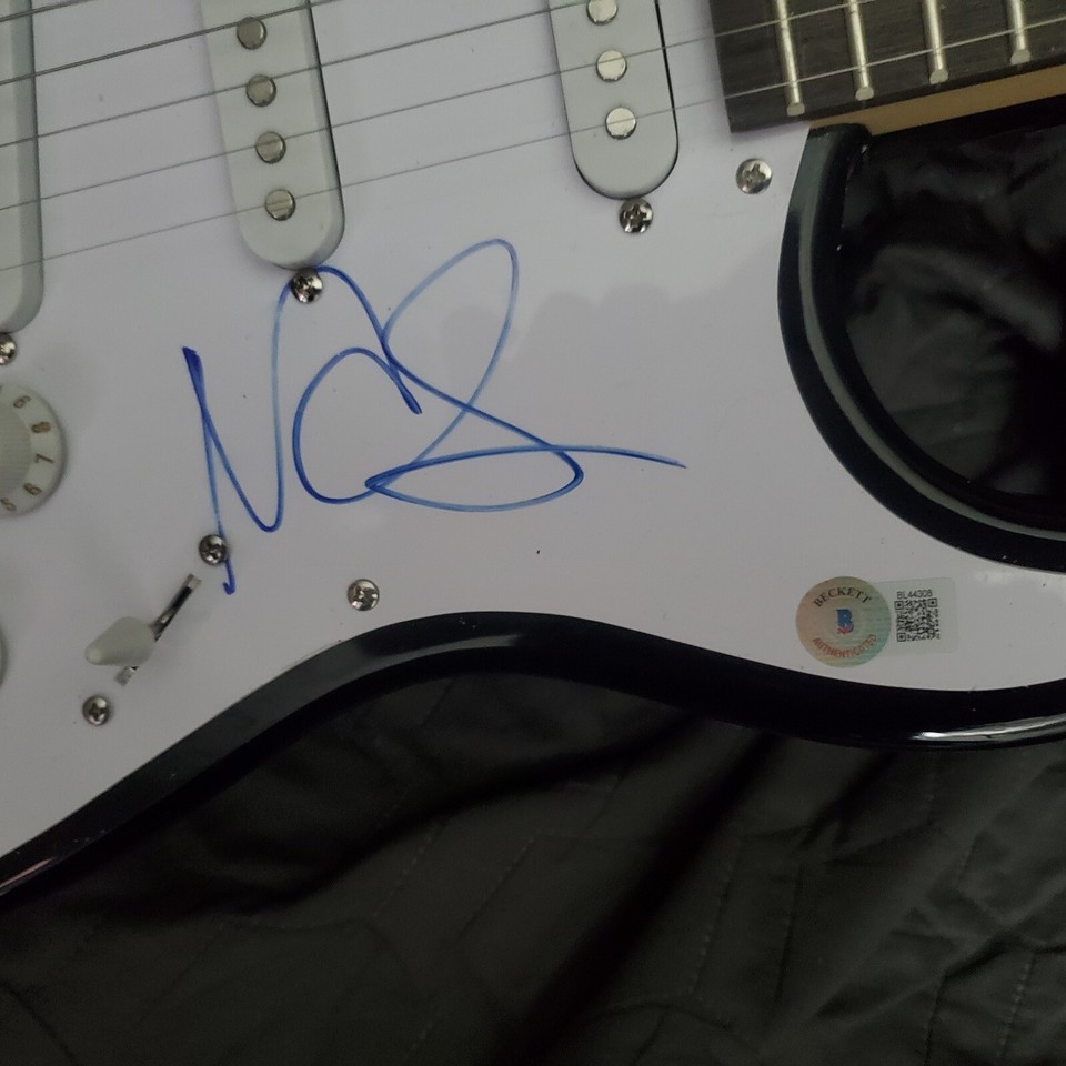 Nas Autographed Electric Guitar Comes With Beckett COA Comes With ...