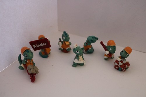 kinder surprise collection ''LES DAPSY DINOS 1995 TRAVAUX DE BTP | eBay