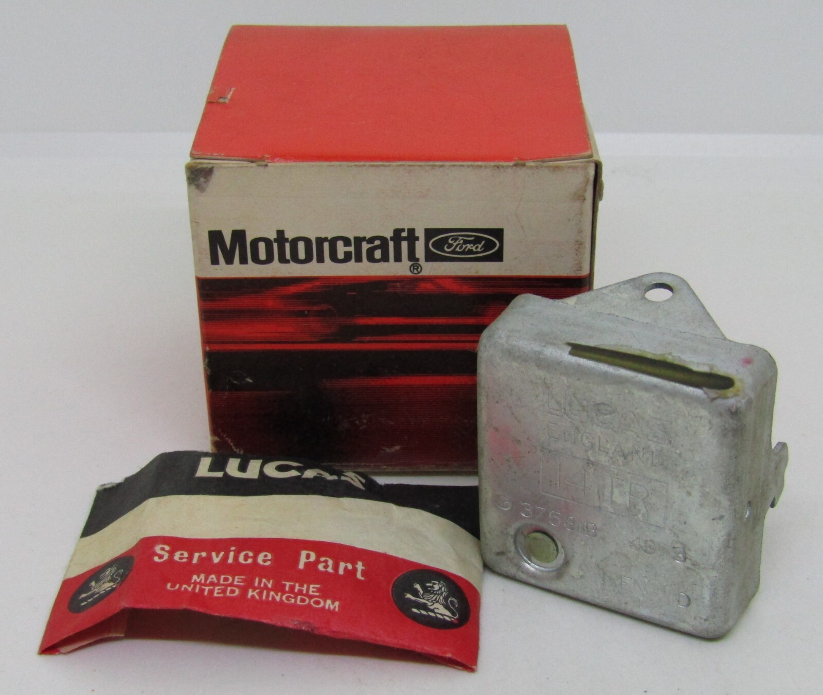 NEW MOTORCRAFT FORD MOTOR COMPANY REGULATOR GRE-389-A PART NO. D4RY ...