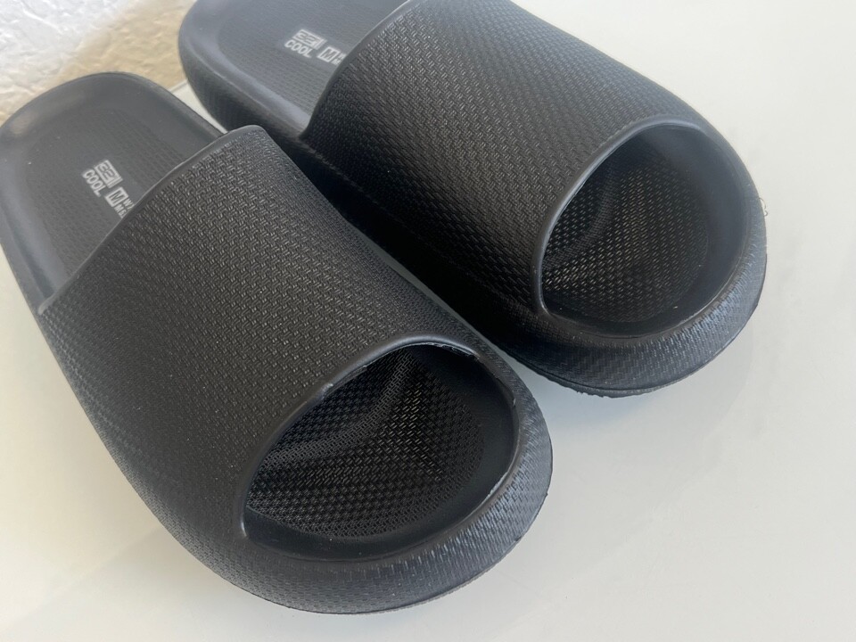 32 DEGREES COOL Cushion Slides Unisex - Black - Choose Size | eBay