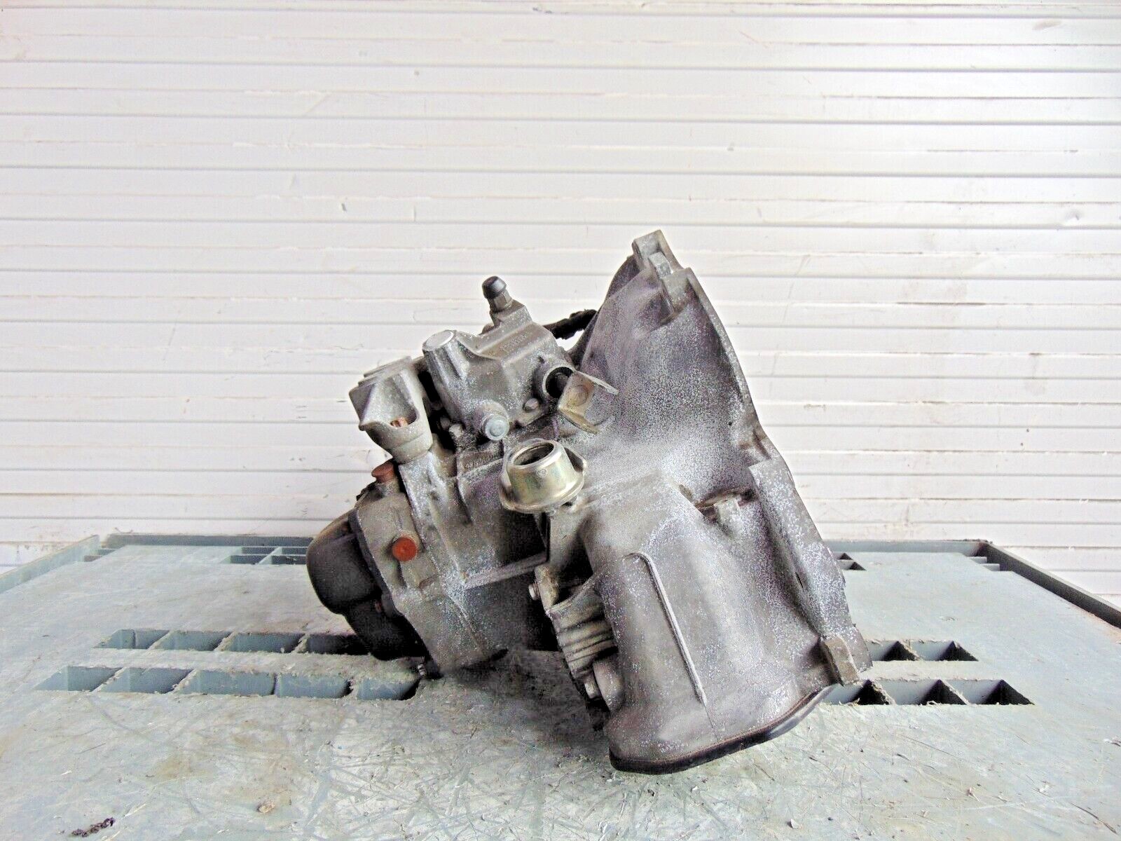 VAUXHALL MERIVA MK1 1364 CC 1.4 PETROL 5 SPEED MANUAL GEARBOX F13 / ML5 ...