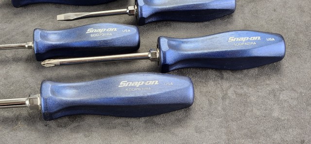 Snap-on Tools USA 7pc Power Blue Hard Handle Combo Screwdriver Set ...