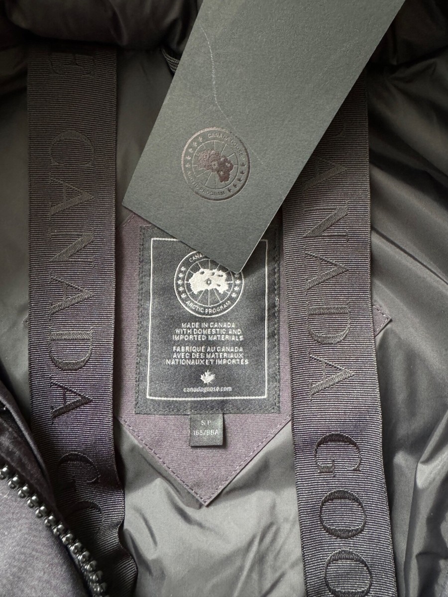 Women's CANADA GOOSE Lyndale Black Label Parka Down Puffer Women's CANADA GOOSE Lyndale Black Label Parka Down Puffer