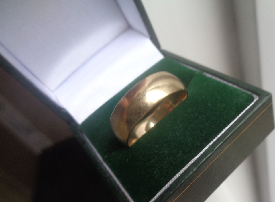 Yellow Gold Wedding Ring Band 9ct Vintage c1990s Sheffield size U to V ...