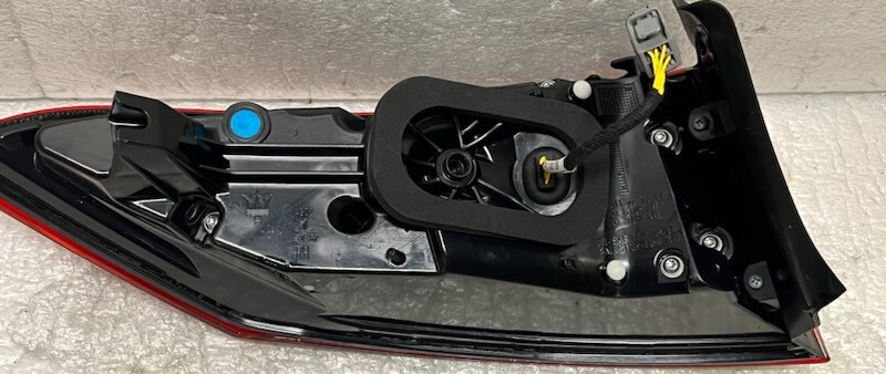 2017-2020 Maserati Levante Passenger Right LED Tail Light 670106830 OE ...