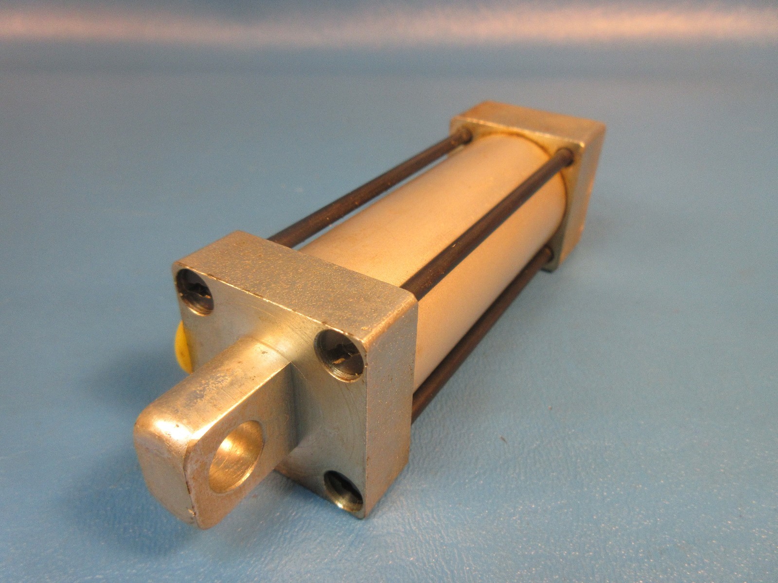 PHD AVP 1 x 2-M Pivot Mount Pneumatic Air Cylinder Tom Thumb 1" Bore x ...