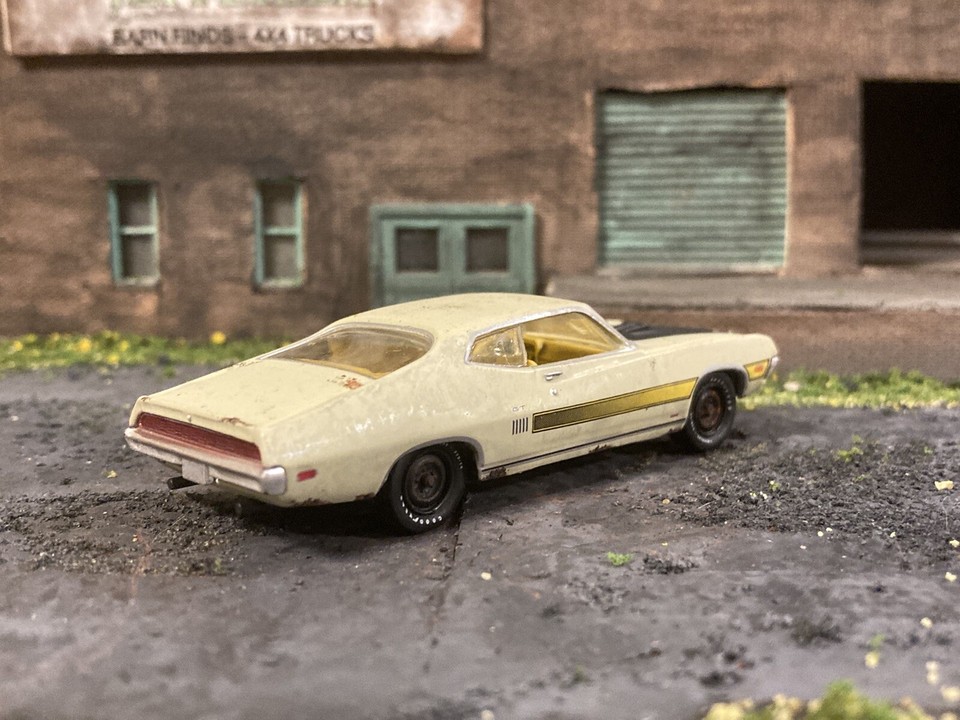 1970 Ford Torino Rusty Weathered Custom 1/64 Diecast Car Barn Find M2 ...