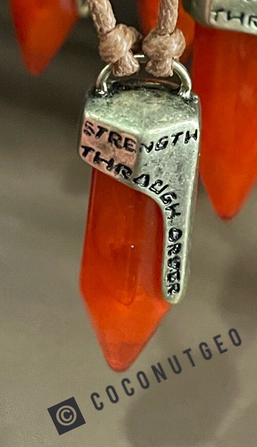 Star Wars Galaxy’s Edge Disney Parks Red Kyber Crystal Necklace Dok ...